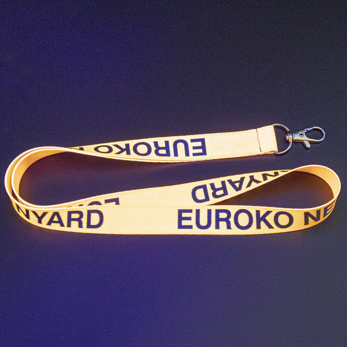 Cinta lanyard fluorescente personalizada | www.euroko.es